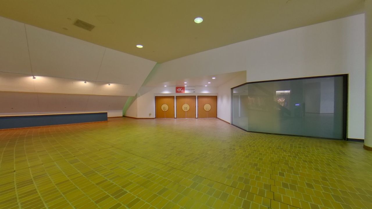 James L Knight International Center