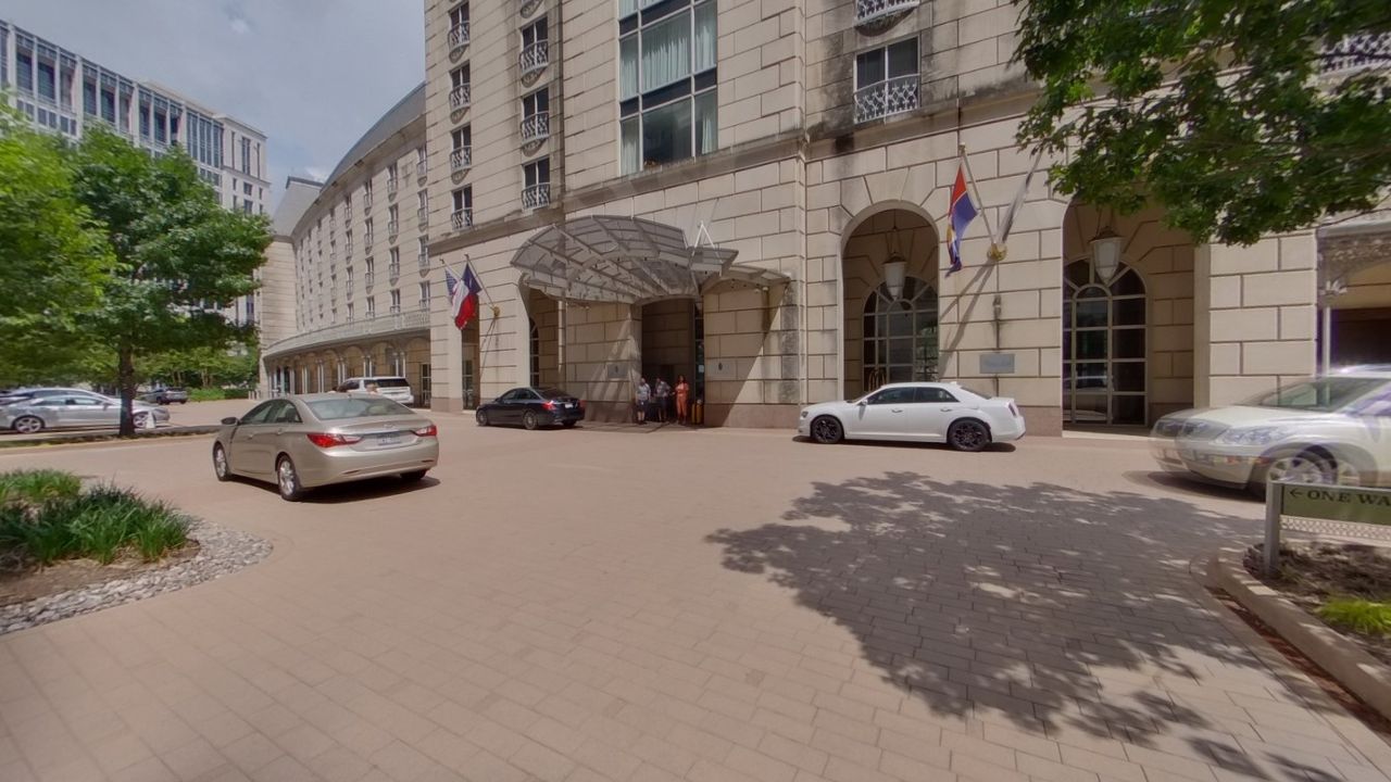 Hotel Crescent Court