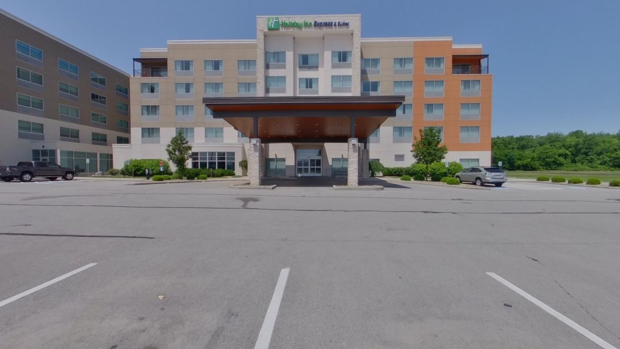 Holiday Inn Express & Suites Sandusky