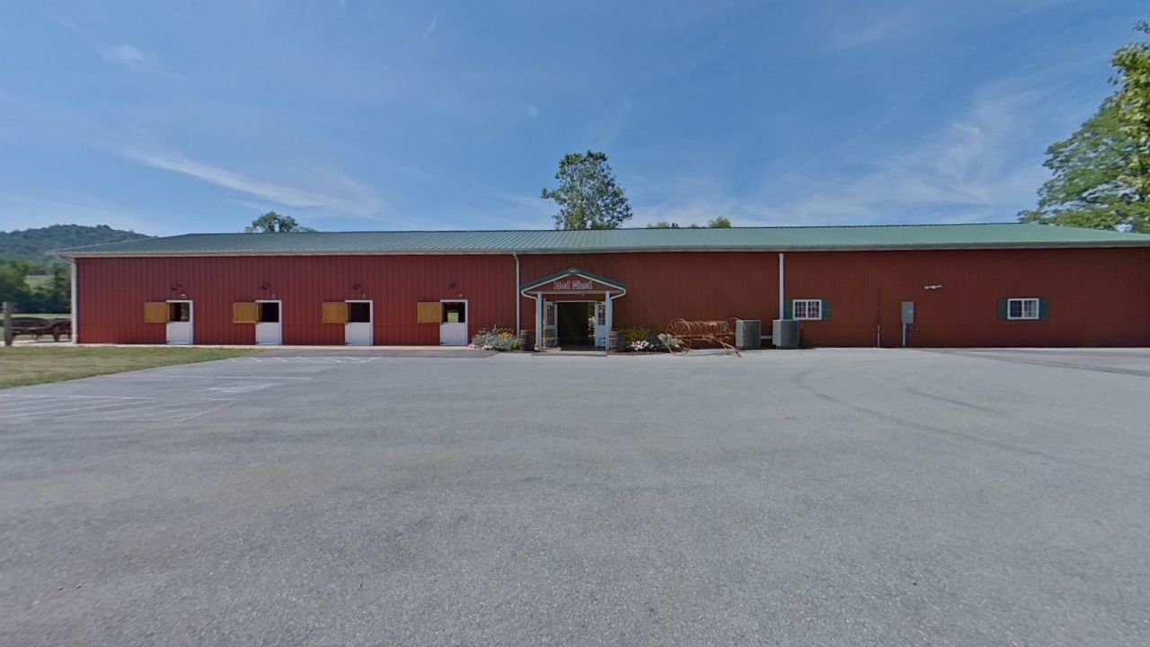 Hickory Bridge Farm Restaurant ~ Bed & Breakfast